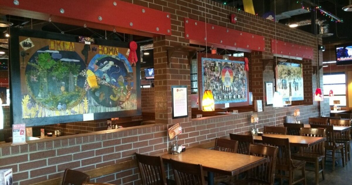 Hideaway Pizza Broken Arrow s Best Pizza